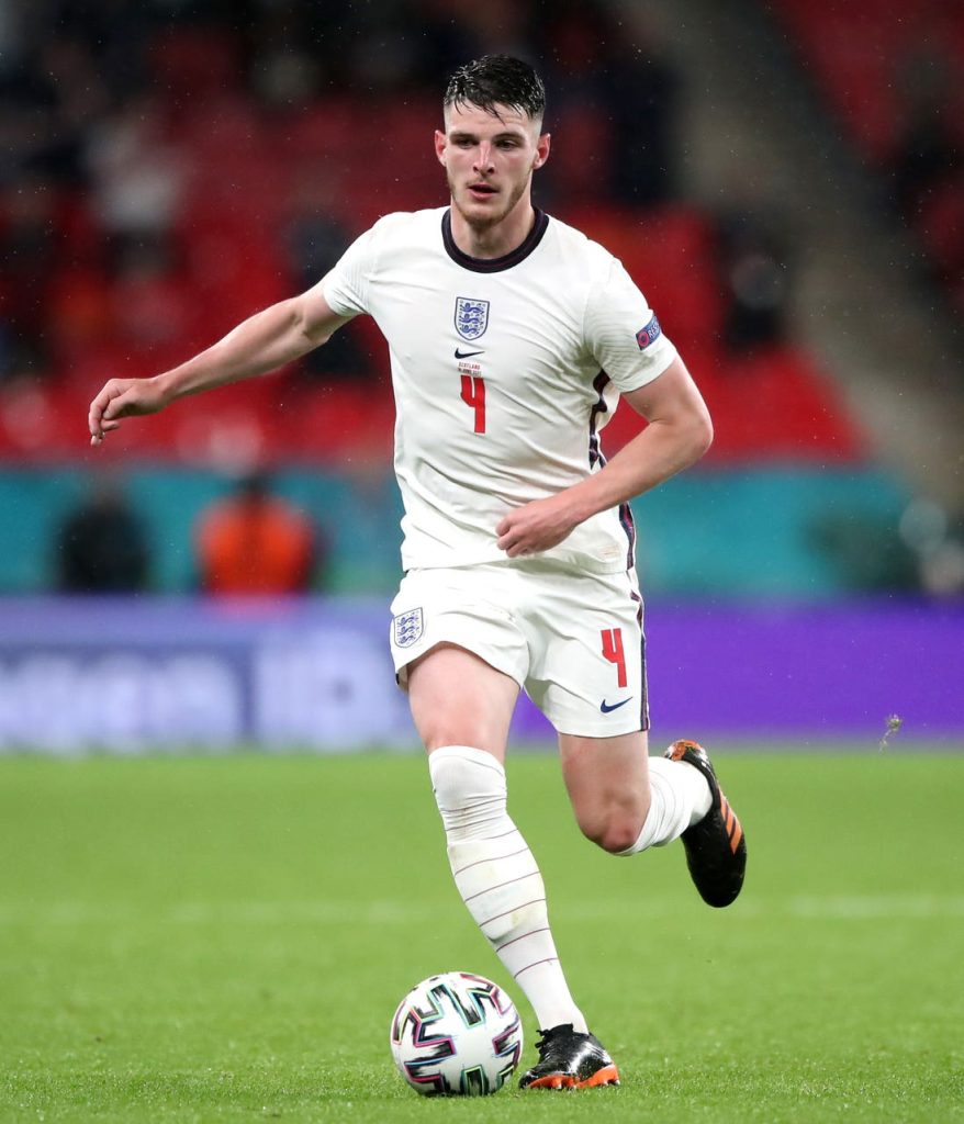 Declan Rice Là Ai? Sự Nghiệp Bóng Đá Và Cuộc Sống Của Nam Cầu Thủ